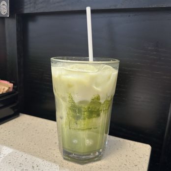 THE TWISTED APRON - Updated December 2025 - 148 Photos & 153 Reviews ...