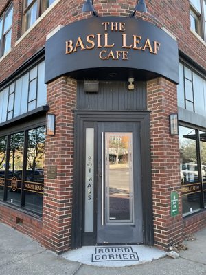 THE BASIL LEAF CAFE - Updated January 2026 - 150 Photos & 253 Reviews ...