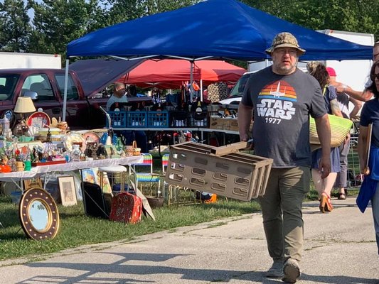 UNION GROVE FLEA MARKET - 18 Photos - Flea Markets - 19805 Durand Ave ...