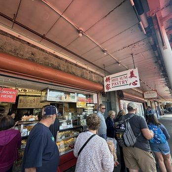 MEE SUM PASTRY - Updated August 2024 - 1484 Photos & 1186 Reviews ...