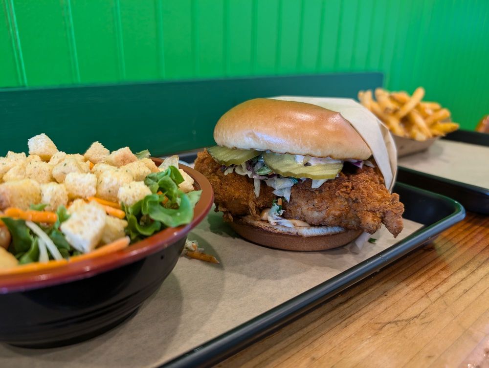 MACACO SPICY CHICKEN SANDWICHES - Updated December 2025 - 92 Photos ...