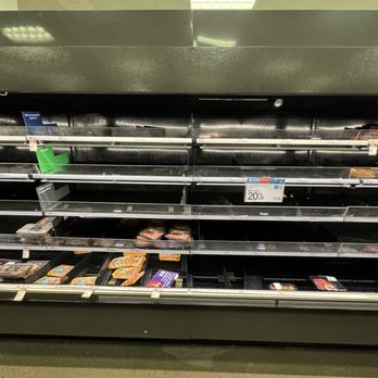 TARGET - Updated January 2026 - 170 Photos & 187 Reviews - 900 Nicollet ...