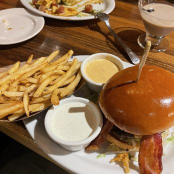 PLANK CRAFT KITCHEN & BAR - Updated April 2025 - 403 Photos & 368 ...