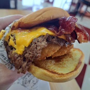 SMASH BROS BURGERS - Updated October 2025 - 154 Photos & 110 Reviews ...