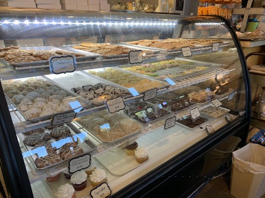 BETHS BAKE SHOPPE & TEA ROOM - Updated December 2025 - 25 Photos & 30 ...