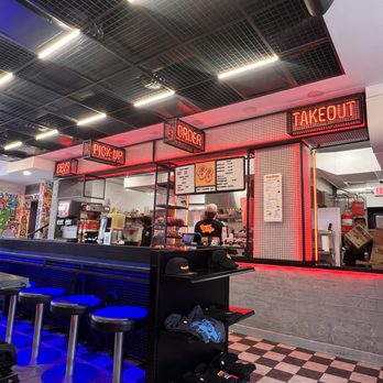 BURGER BODEGA - Updated July 2024 - 692 Photos & 396 Reviews - 4520 ...