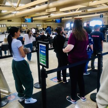 DMV - Updated December 2025 - 51 Photos & 326 Reviews - 1450 Graves Ave ...