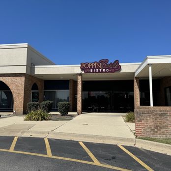 POPPINCORKS BISTRO - Updated December 2025 - 52 Photos & 46 Reviews ...