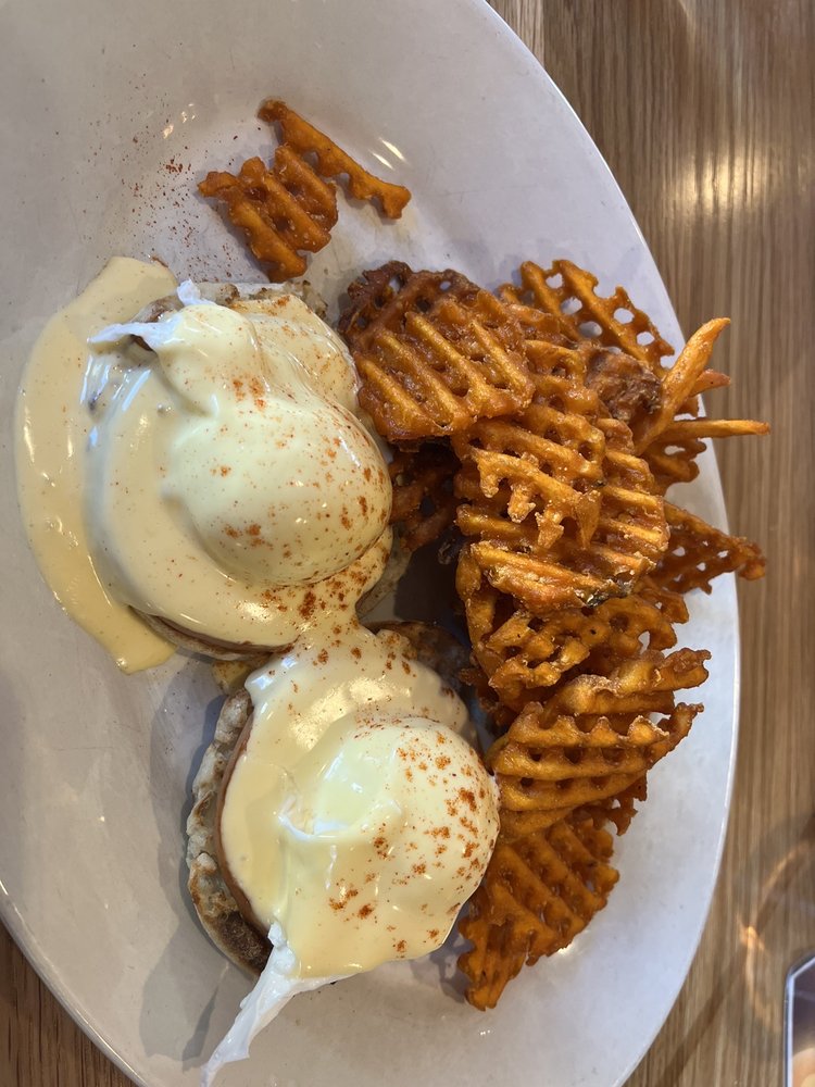 BACON SOCIAL HOUSE - SOUTH BROADWAY - Updated December 2025 - 216 ...