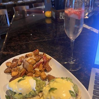 FLAMESTONE AMERICAN GRILL - Updated October 2025 - 739 Photos & 742 ...