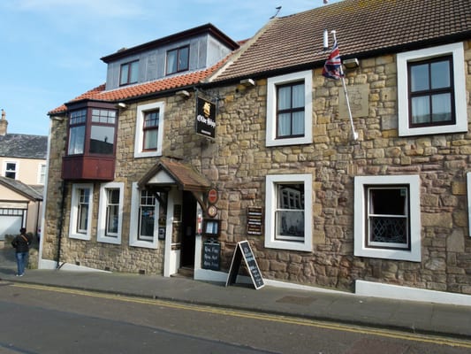 THE OLDE SHIP INN - Updated October 2025 - 7-9 Main Street, Seahouses ...