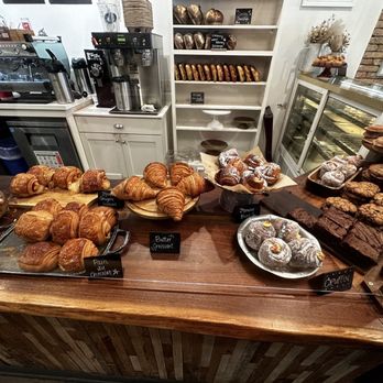 BLOOM BAKE SHOP - 201 Photos & 182 Reviews - 1851 Monroe St, Madison ...