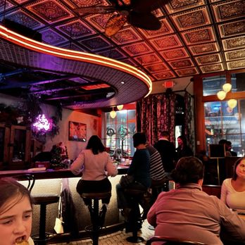 PAPI - Updated November 2025 - 272 Photos & 101 Reviews - 18 Exchange ...