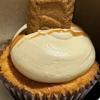 B CUPCAKES - Updated August 2025 - 153 Photos & 148 Reviews - 3030 E ...