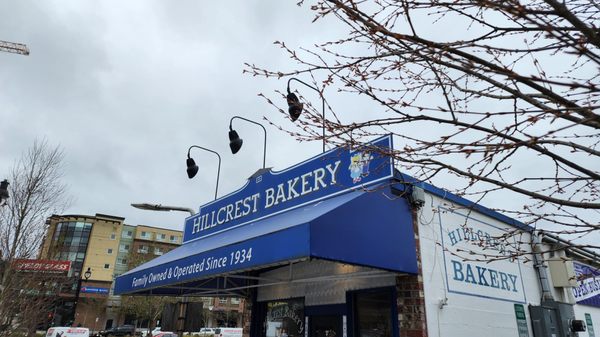 HILLCREST BAKERY - Updated October 2025 - 249 Photos & 306 Reviews ...
