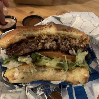 5TH STREET BURGER & FRIES - Updated January 2025 - 113 Photos & 85 ...