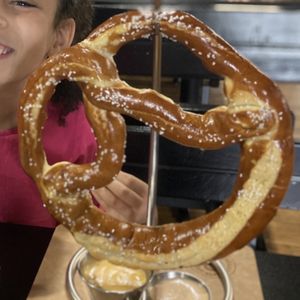 BUTTERBEE’S AMERICAN GRILL - Updated December 2024 - 217 Progress Dr ...