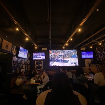 33 TAPS-SILVER LAKE - Updated October 2024 - 758 Photos & 674 Reviews ...