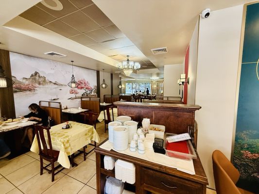 818 SHANGHAI - Updated December 2025 - 150 Photos & 48 Reviews - 7860 ...