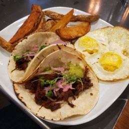 BLOCK RESTAURANT - 331 Photos & 309 Reviews - 3330 N University Ave ...