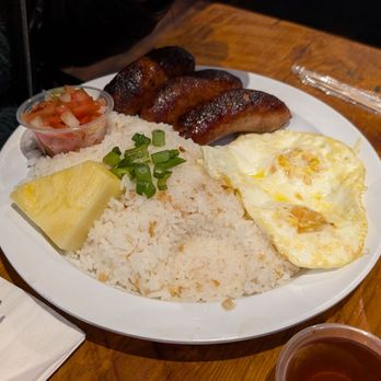 LUDI’S RESTAURANT & LOUNGE - Updated January 2025 - 1128 Photos & 454 ...