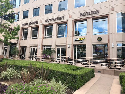 DEL JUNCO ROBERT MD - Updated October 2025 - 16 Reviews - 1140 W La ...