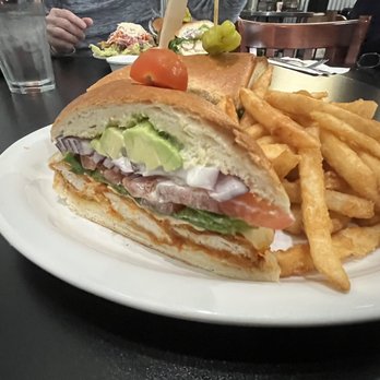 ART’S PLACE - Updated July 2024 - 256 Photos & 383 Reviews - 563 ...