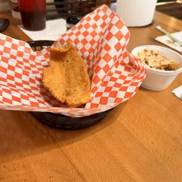 HANK’S - Updated December 2025 - 111 Photos & 130 Reviews - 1228 NE ...