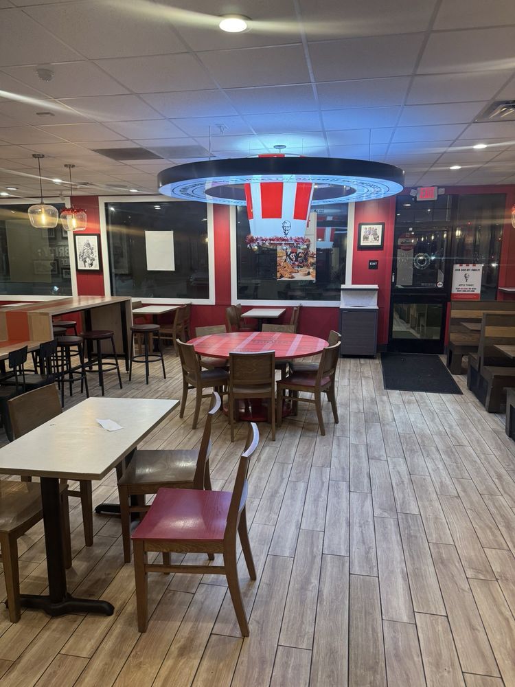 KFC - Updated February 2025 - 51 Photos & 95 Reviews - 11523 Hawthorne ...