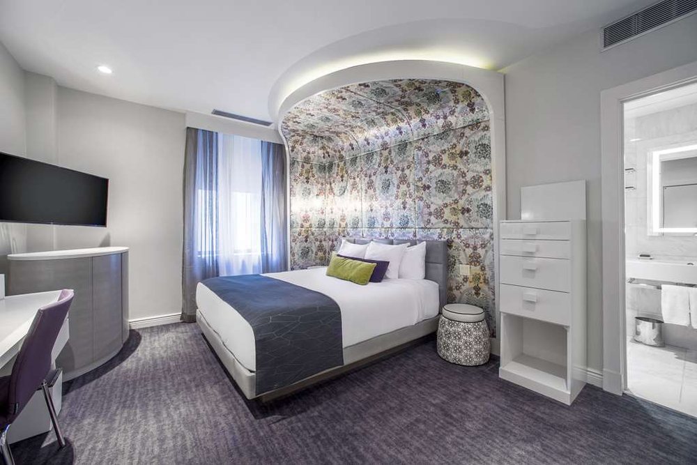 DREAM MIDTOWN - Updated August 2024 - 319 Photos & 381 Reviews - 210 W ...