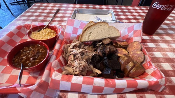 HAYWARD’S PIT BAR-B-QUE - Updated November 2024 - 306 Photos & 302 ...