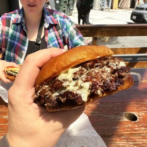 GOON BURGER - 14 Photos - 2100 Main St, Vancouver, Washington - Burgers ...