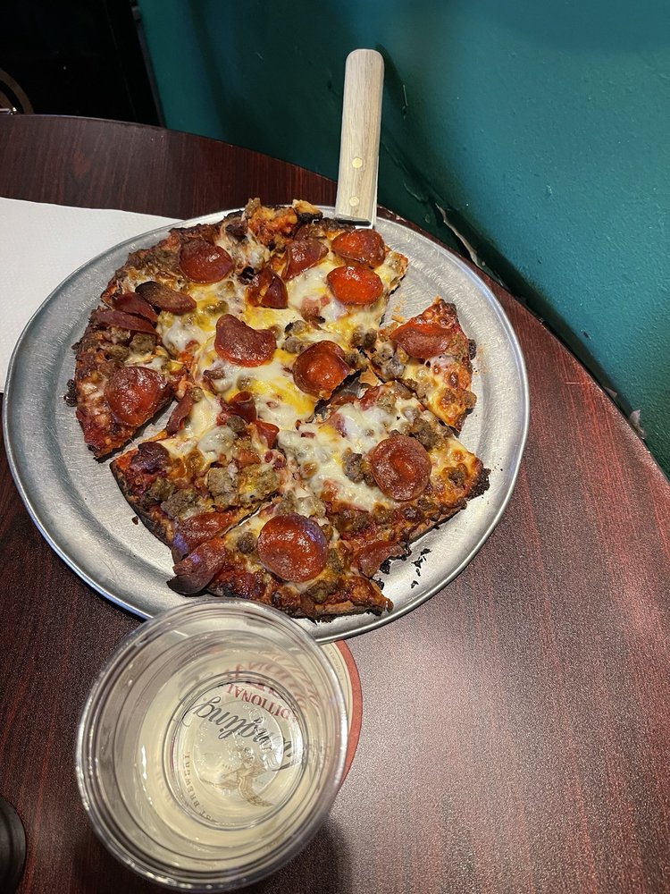 CADDY SHACK - Updated July 2024 - 81 Photos & 221 Reviews - 700 E 3rd ...