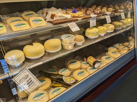 SAMISH BAY CHEESE - Updated October 2025 - 98 Photos & 53 Reviews ...