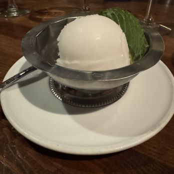 ESTIA - Updated December 2024 - 1269 Photos & 911 Reviews - 1405 Locust ...