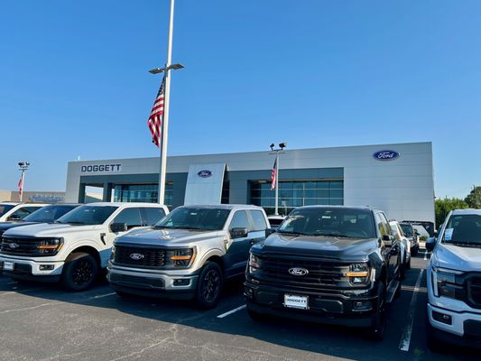 DOGGETT FORD SOUTH LOOP - Updated December 2025 - Request a Quote ...