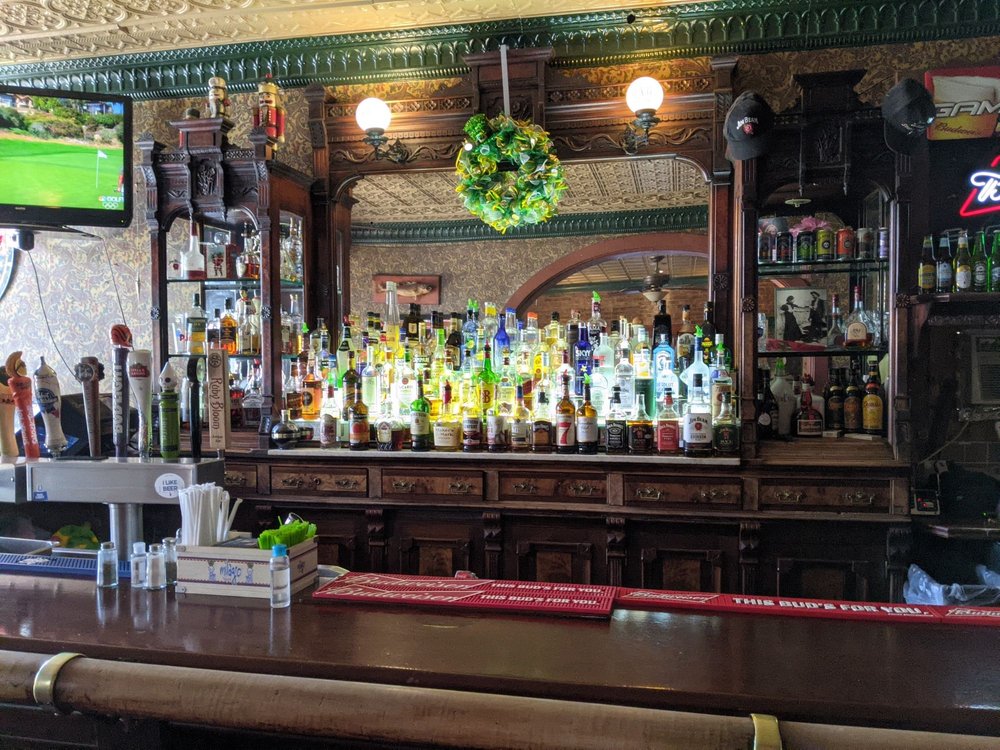 HISTORIC BROADWAY HOTEL & TAVERN - Updated February 2025 - 48 Photos ...