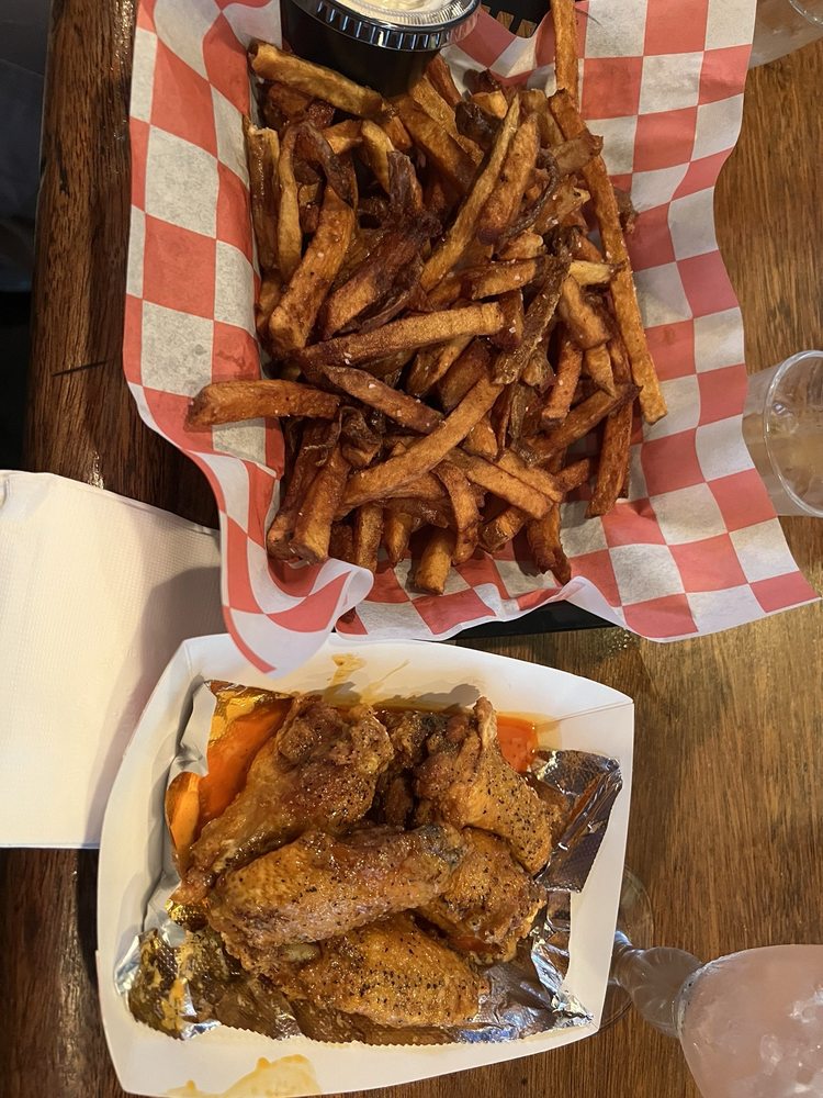 PARK PLACE PUB - Updated December 2025 - 10 Photos & 40 Reviews - 5719 ...