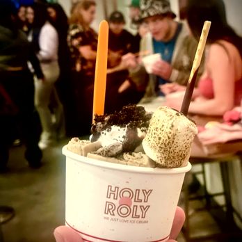 HOLY ROLY ICE CREAM - Updated April 2025 - 1012 Photos & 676 Reviews ...