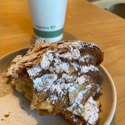 MOMONA BAKERY AND COFFEE SHOP - Updated July 2025 - 730 Photos & 303 ...