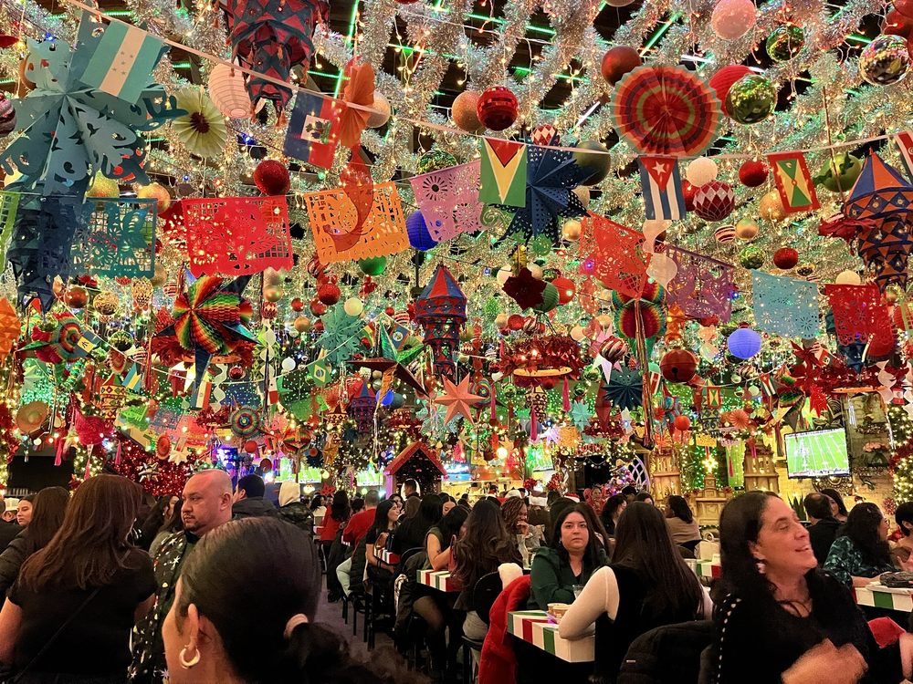 NOCHE BUENA CHICAGO - Updated December 2025 - 3518 N Clark St, Chicago ...