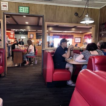 SWING INN CAFE & BBQ - Updated July 2024 - 1167 Photos & 1381 Reviews ...