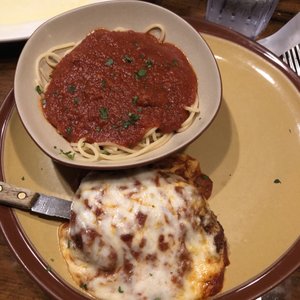 MONUMENT PIZZA PUB - 23 Photos & 31 Reviews - 60 N Public Sq, Angola ...