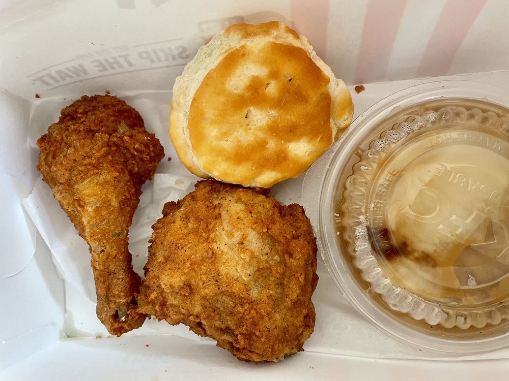 KFC - Updated October 2025 - 16 Reviews - 250 Albany Tpke, Canton ...