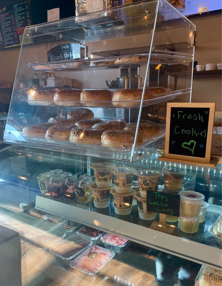 DELITE CAFE & DELI - 41 Photos & 63 Reviews - 3135 Caniff Ave ...