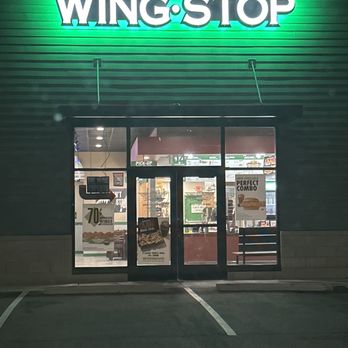 WINGSTOP - Updated January 2026 - 32 Photos & 40 Reviews - 13588 Bent ...