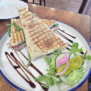 POINT BREAK PIZZA & PANINI - Updated January 2025 - 102 Photos & 97 ...