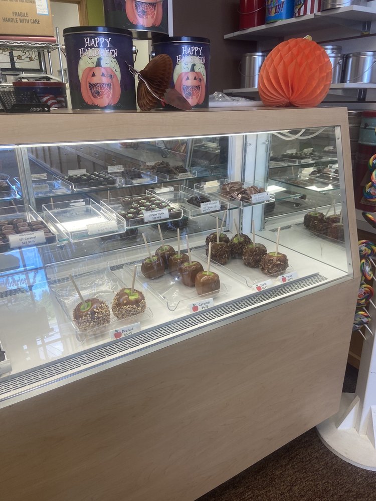 CAROUSEL CHOCOLATES & POPCORN - Updated March 2025 - 23 Photos - 127 ...