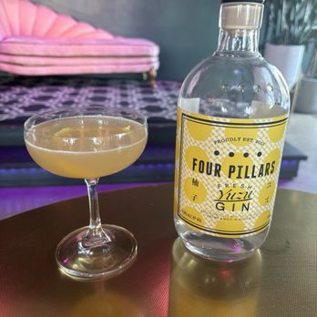 THE EMERSON - Updated April 2025 - 496 Photos & 204 Reviews - 955 S ...