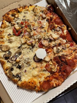 TOPPERS PIZZA PLACE - 267 Photos & 333 Reviews - Pizza - 111 E Gonzales ...